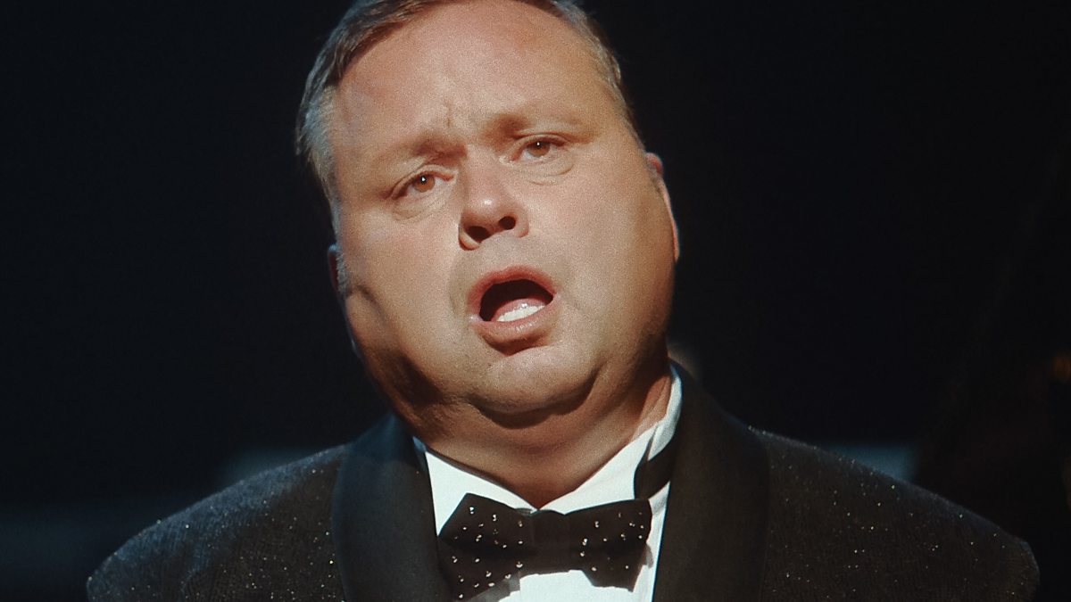 BBC Radio Devon - Pippa Quelch, 04/10/2022, Paul Potts on Living in ...