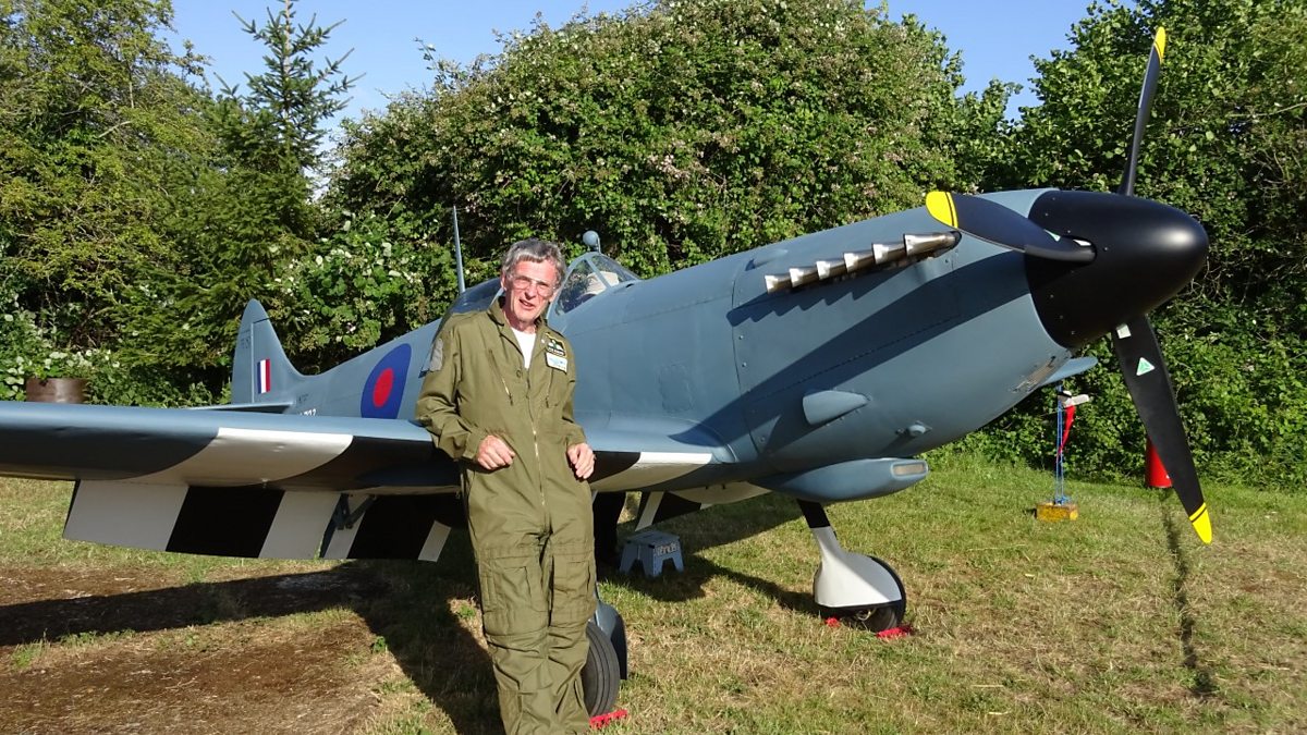 BBC Radio Northampton - Tim Wheeler, What's it like to fly a replica ...