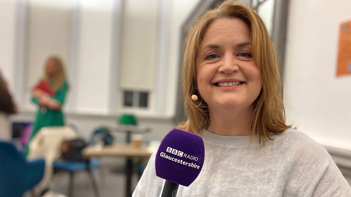 BBC Radio Gloucestershire - Anna King, Dominic Cotter sits in (12/10 ...