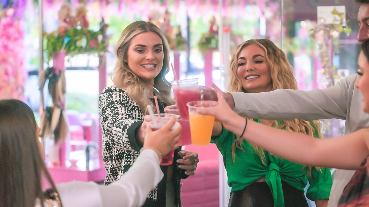 Angels of the North - Series 4: 6. The suspense is killing me - is it ...