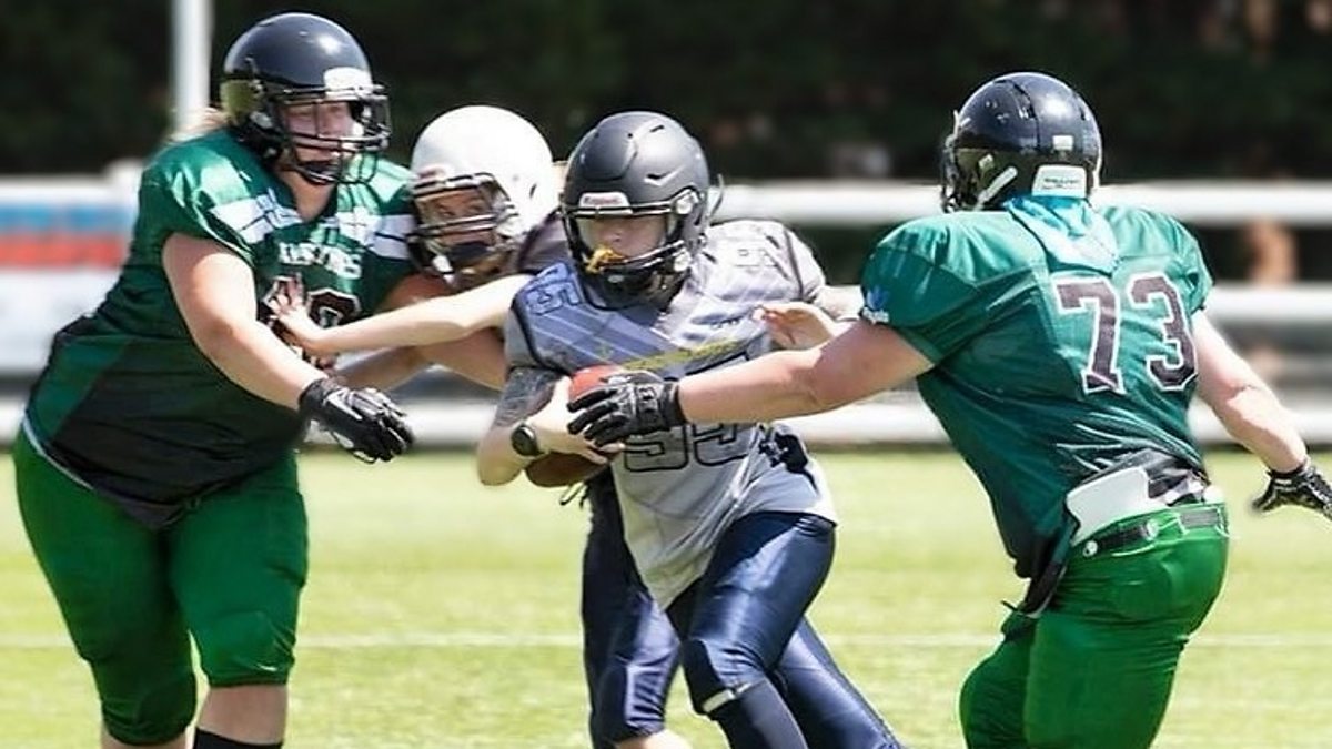 BBC Radio Solent - Fern Buckley, Portsmouth Dreadnoughts: The rise of ...