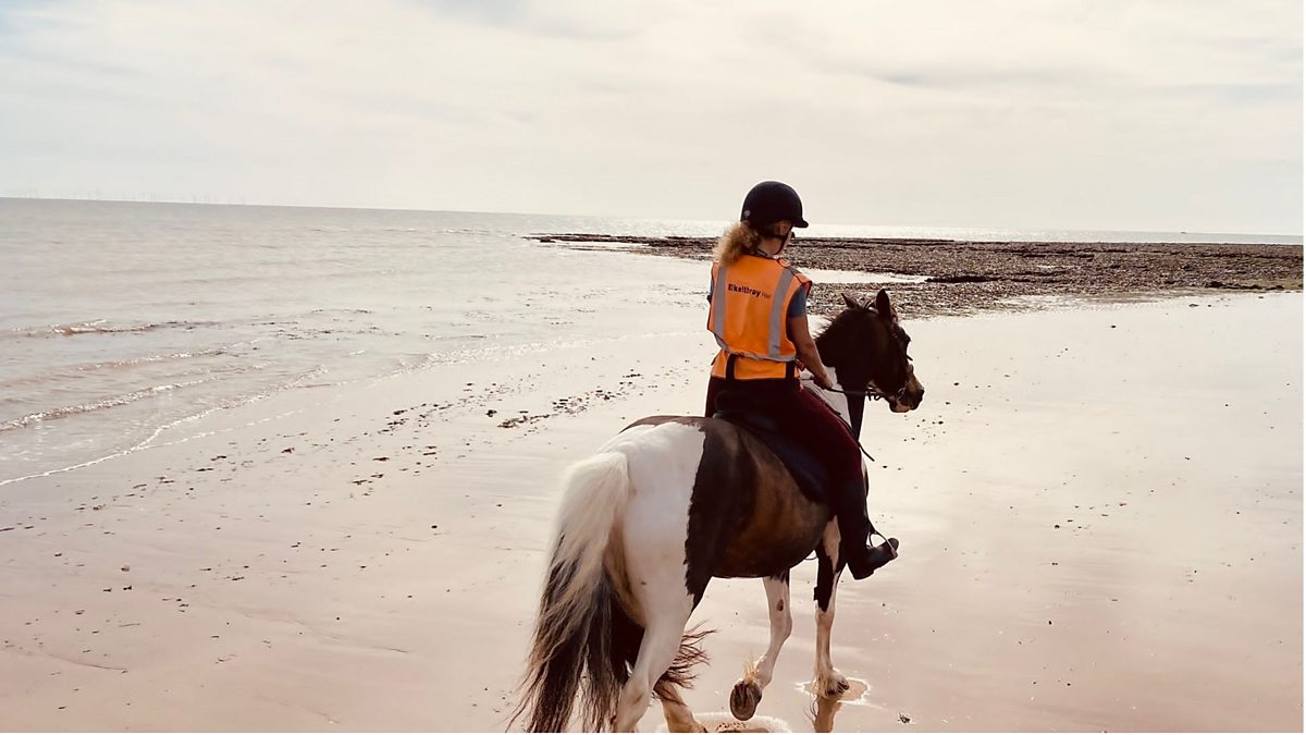 BBC Radio Ulster - Sunday with Steven Rainey, 09/10/2022, Madeleine ...