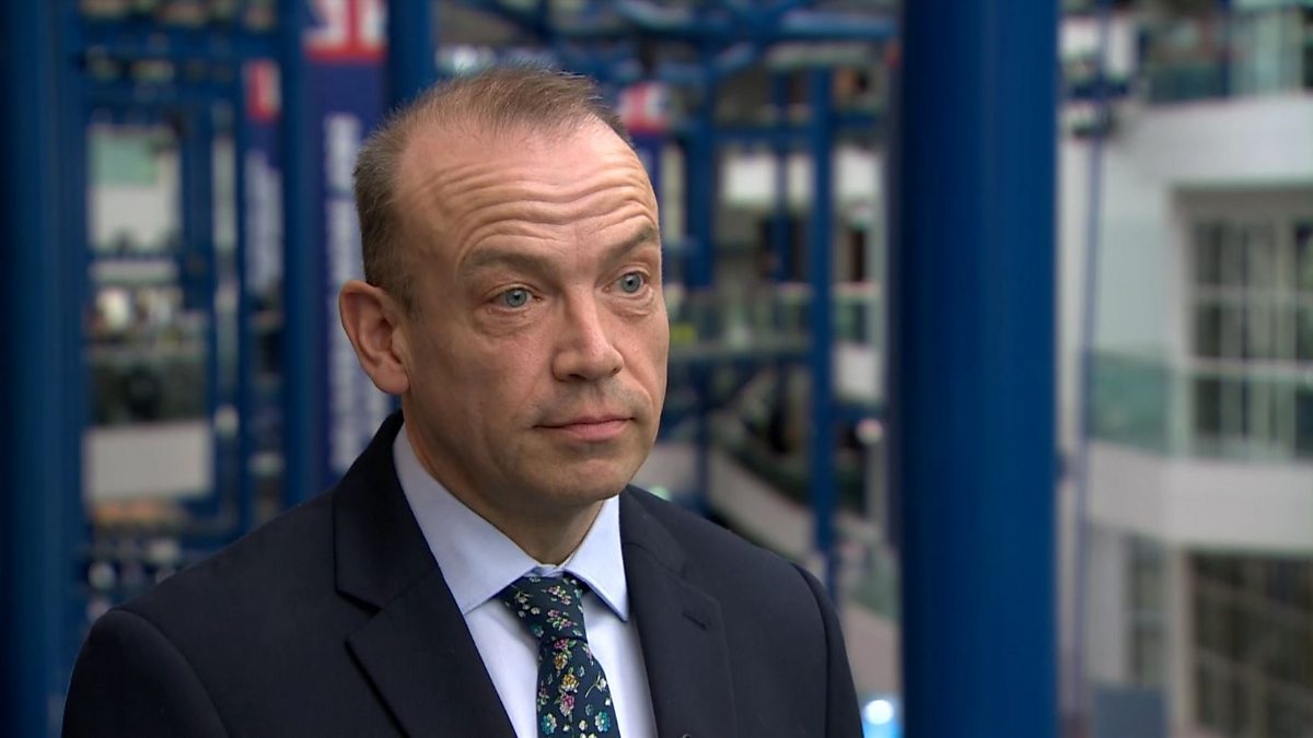 BBC Radio Ulster - The Nolan Show, 24/10/2022, Secretary of State urges ...