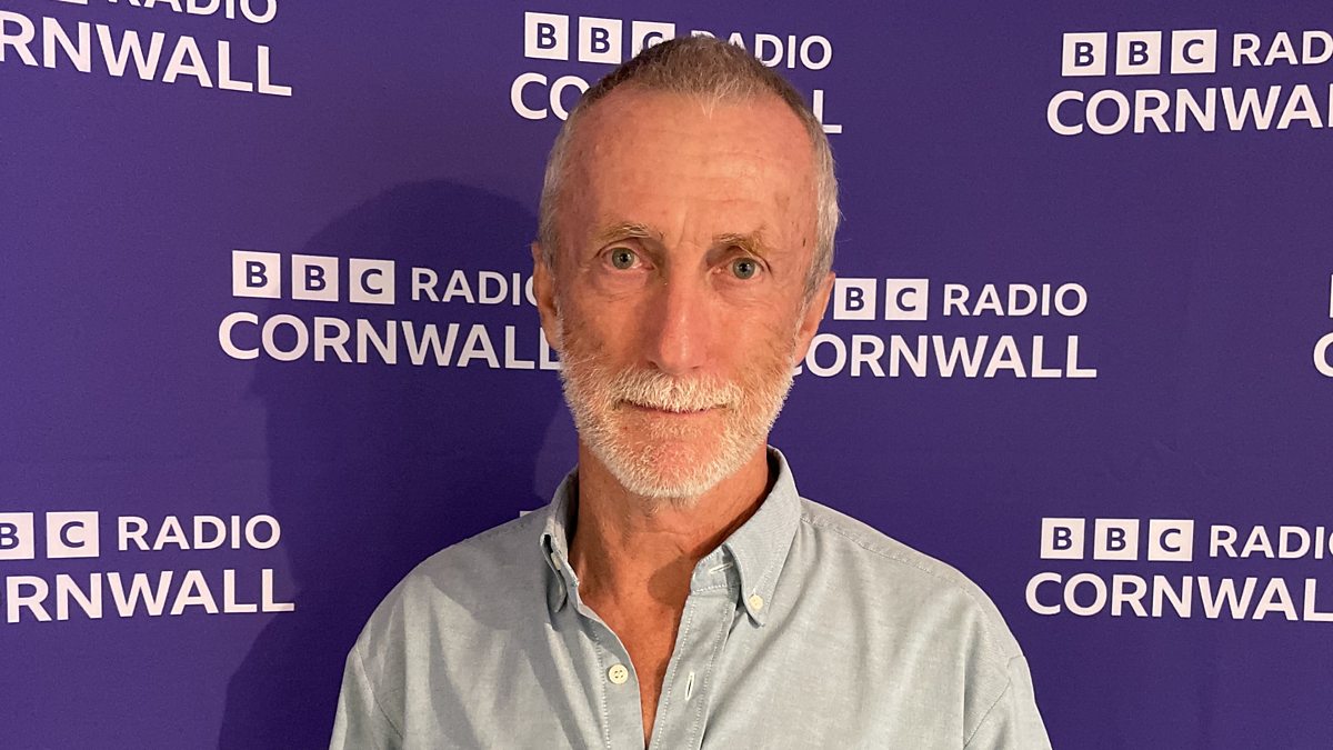 BBC Radio Cornwall - Julie Skentelbery, Jack Murley sits in (27/10/2022 ...