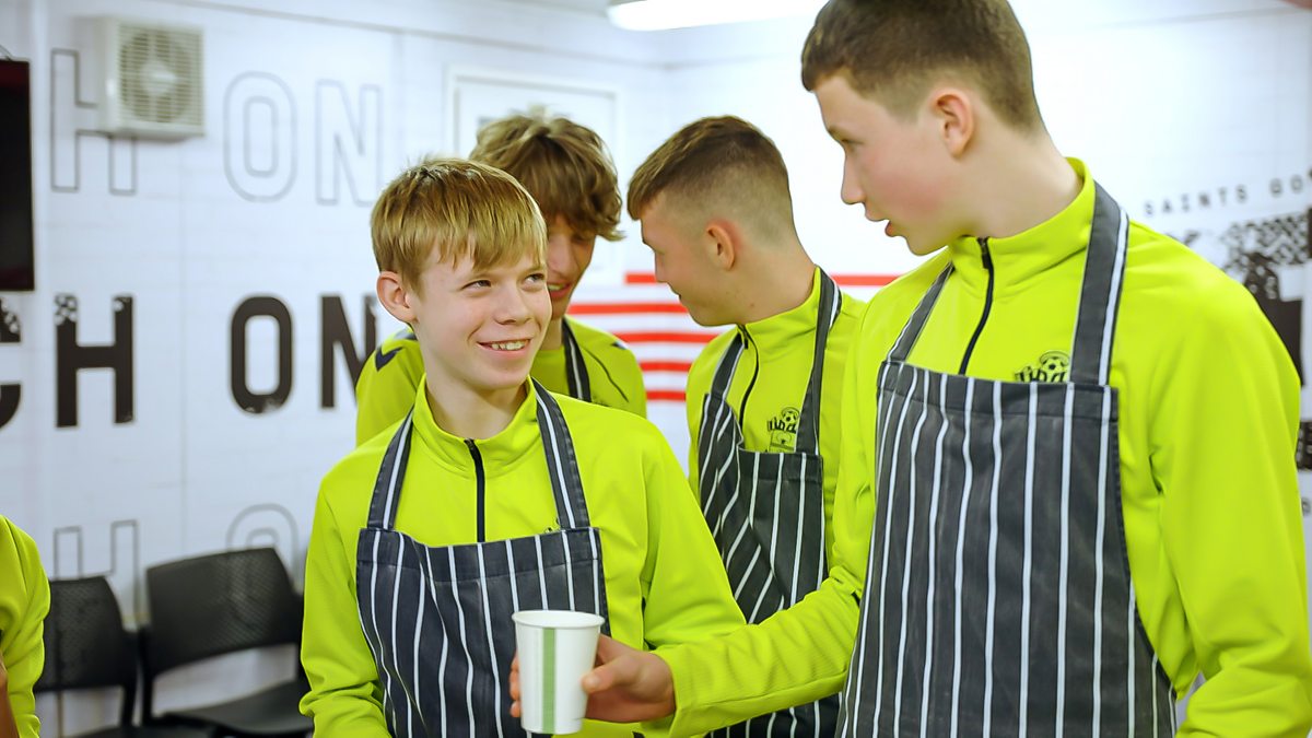 The Football Academy - Series 1: 8. Going the Distance - BBC iPlayer