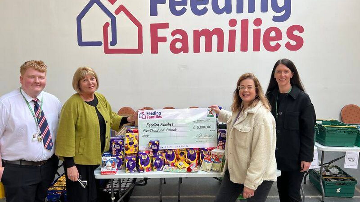 BBC Radio Tees - Amy Oakden, Feeding Families at Christmas