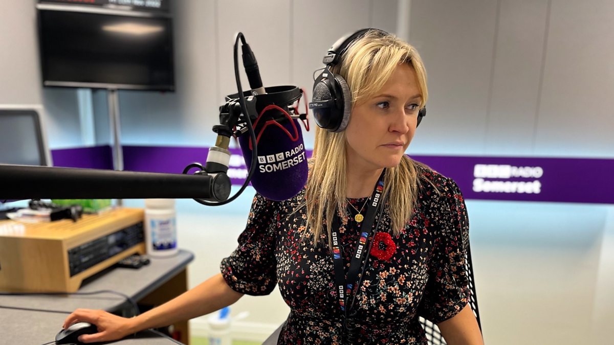 BBC Radio Somerset - Claire Carter on BBC Radio Somerset, 11/11/2022 ...