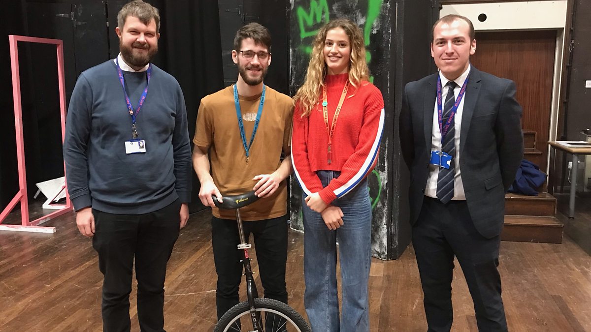 BBC Radio Lincolnshire Melvyn Prior Pupils At Lincoln Christ s BBC Radio Lincolnshire Melvyn Prior Pupils At Lincoln Christ s