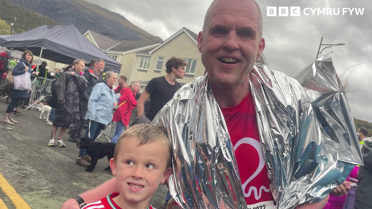 BBC Radio Cymru - Cymru Fyw, Dilwyn Rowlands - Marathon Eryri