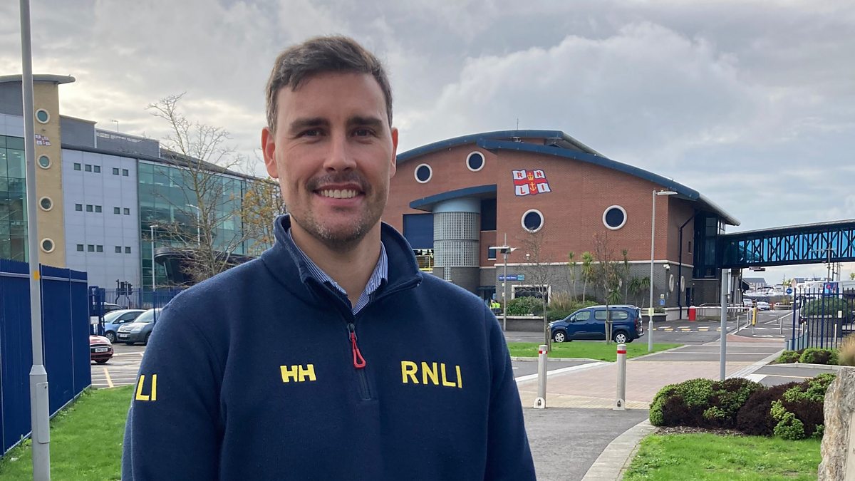 BBC Radio Solent - Alun Newman, 17/11/2022, Around RNLI's All Weather ...