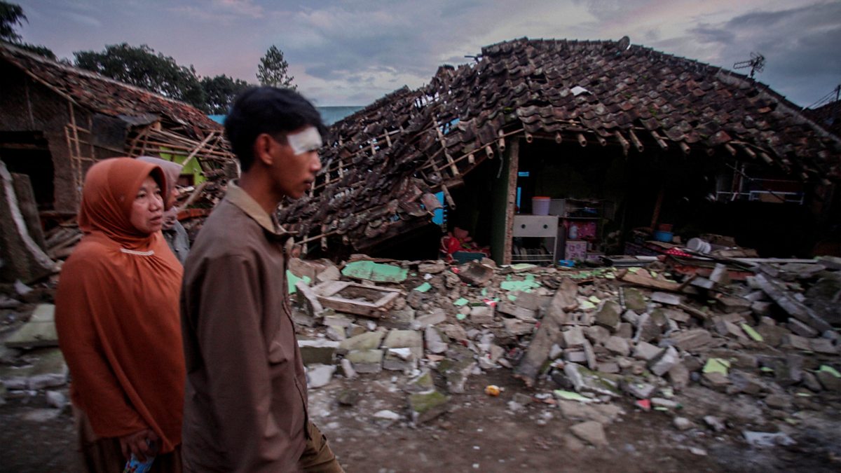 BBC World Service - Newshour, Indonesia earthquake: What we know so far