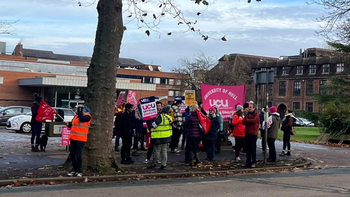 BBC Radio Humberside - David Burns, 24/11/2022, University of Hull ...