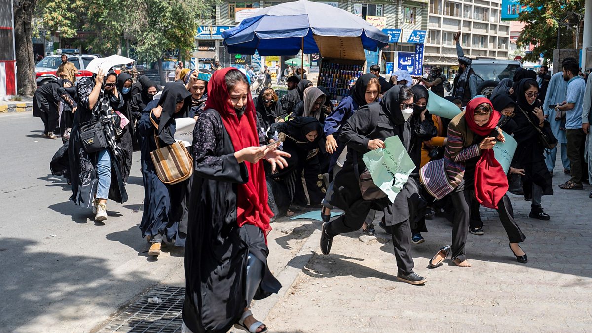 BBC World Service - Newsday, ‘Taliban control women to stay in power’