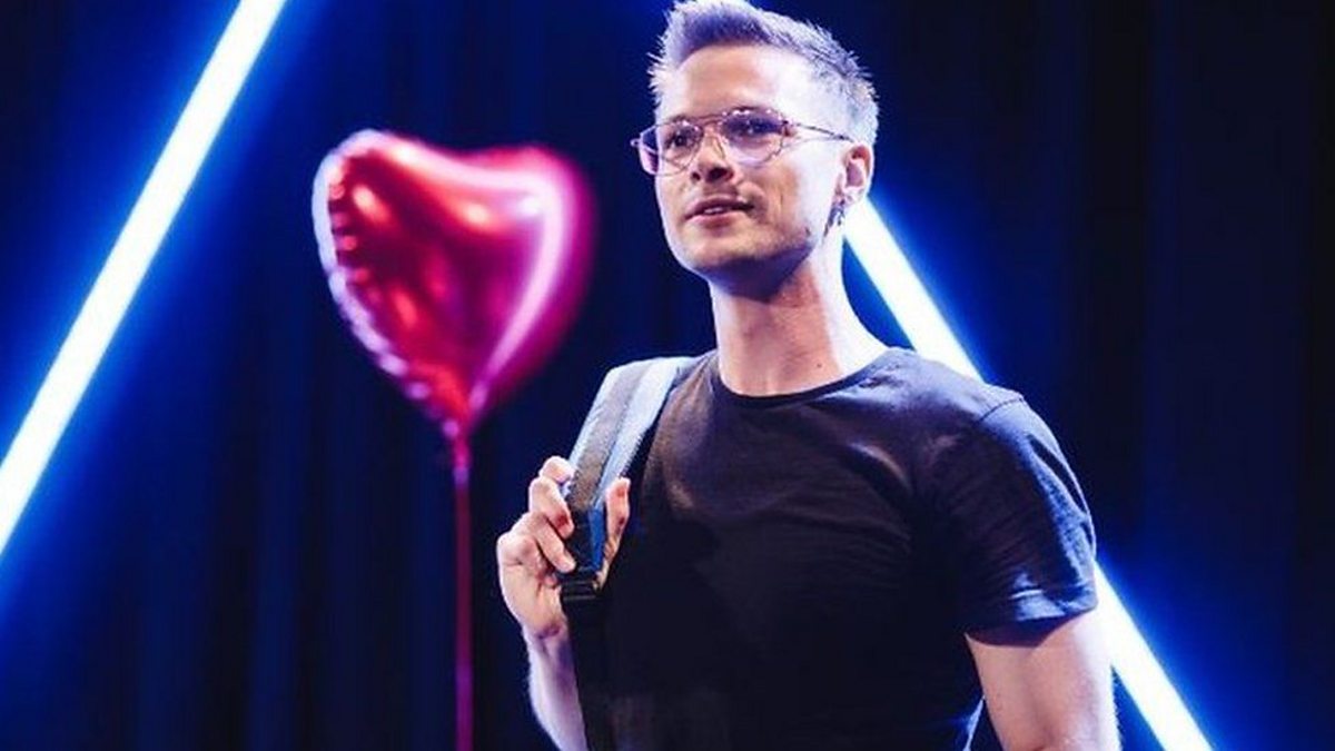 BBC Radio Surrey - Connor Moseley, World AIDS Day with It's A Sin actor ...