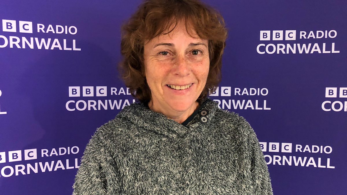 BBC Radio Cornwall - Julie Skentelbery, 02/12/2022, Lynn Counter