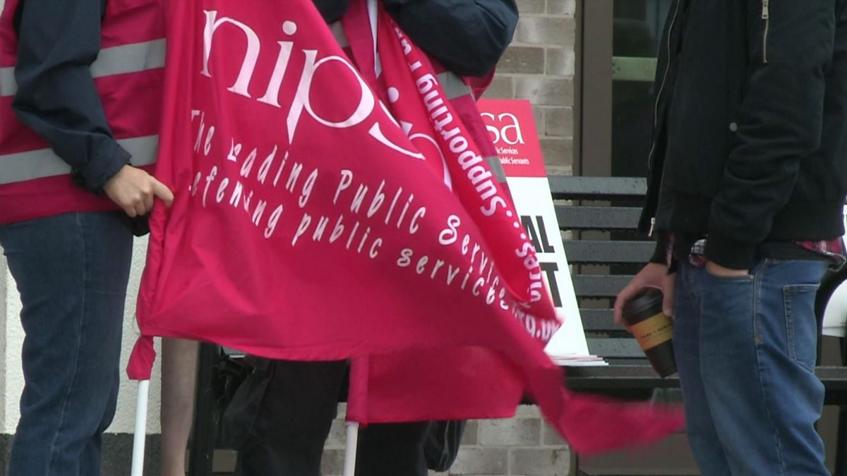 BBC Radio Ulster - The Nolan Show, 09/12/2022, NIPSA set to continue strike on Monday despite ...