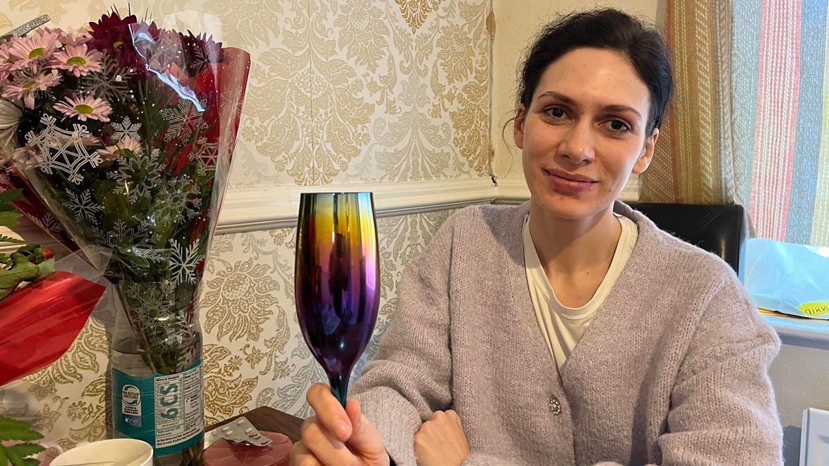 BBC Radio Tees - Amy Oakden, Happy Ukrainian Christmas