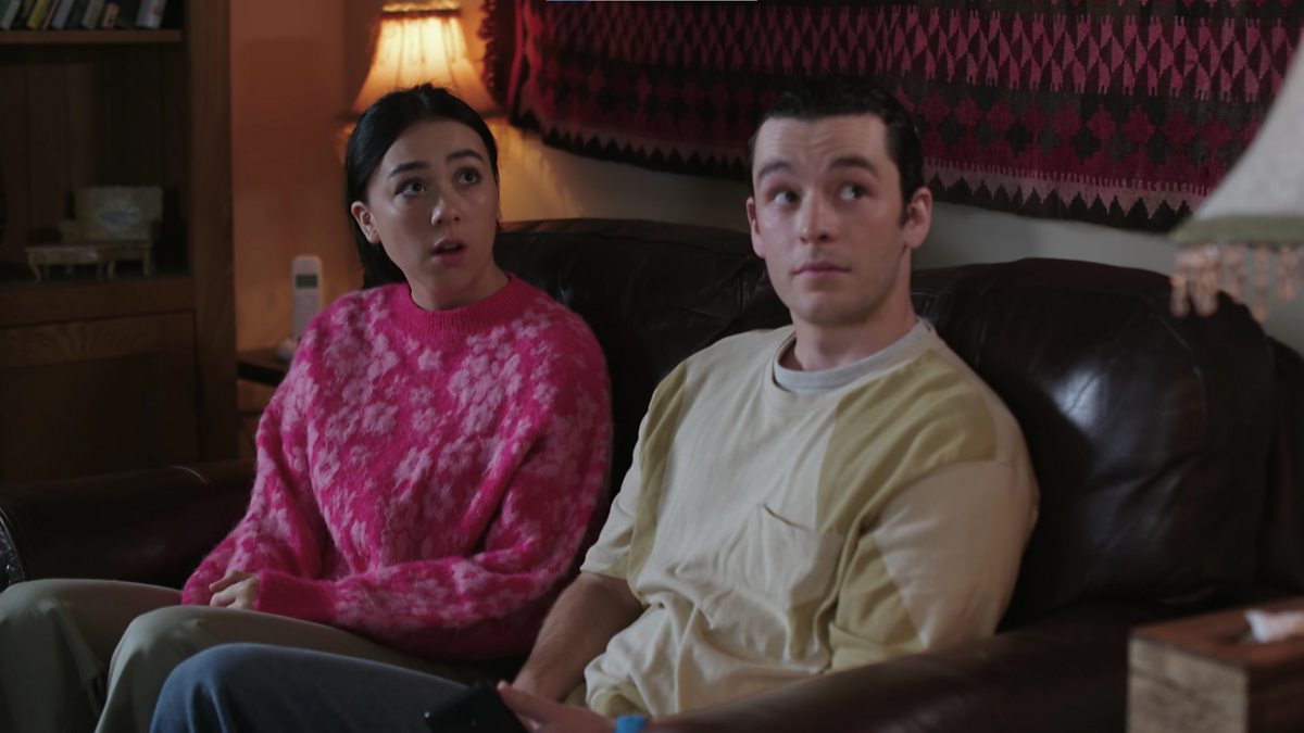 S4C - Rownd a Rownd, Cyfres Rownd a Rownd 28, Pennod 2