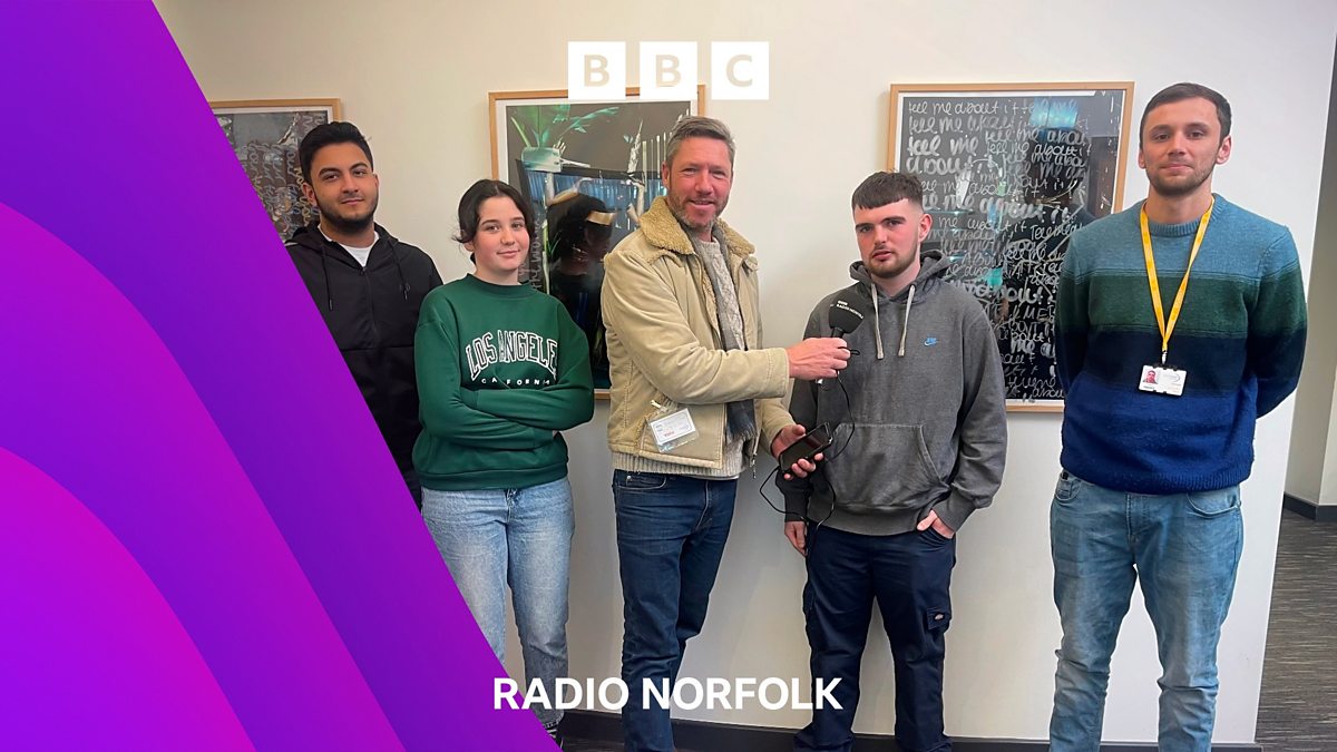 BBC Radio Norfolk - BBC Radio Norfolk, No qualifications