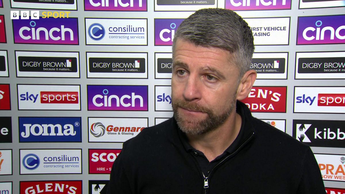 BBC Sport - SPL, 'We earned those three points' - Robinson