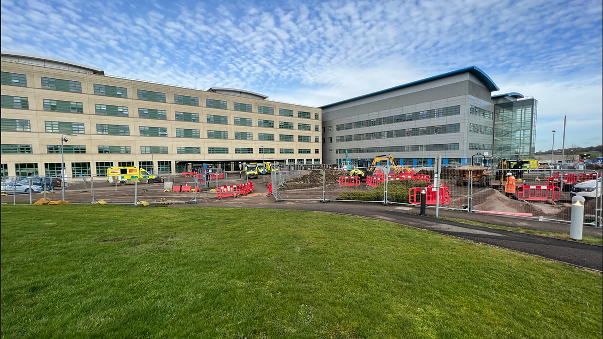 BBC Radio Wiltshire - Ben Prater, 31/01/2023, Why Swindon's hospital ...