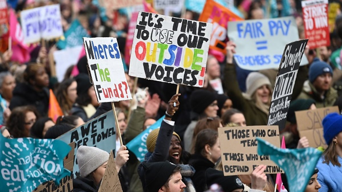 BBC Radio 4 - The World Tonight, The biggest public sector strikes in a ...