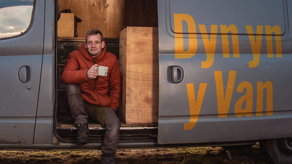 S4C - DRYCH: Dyn yn y Van