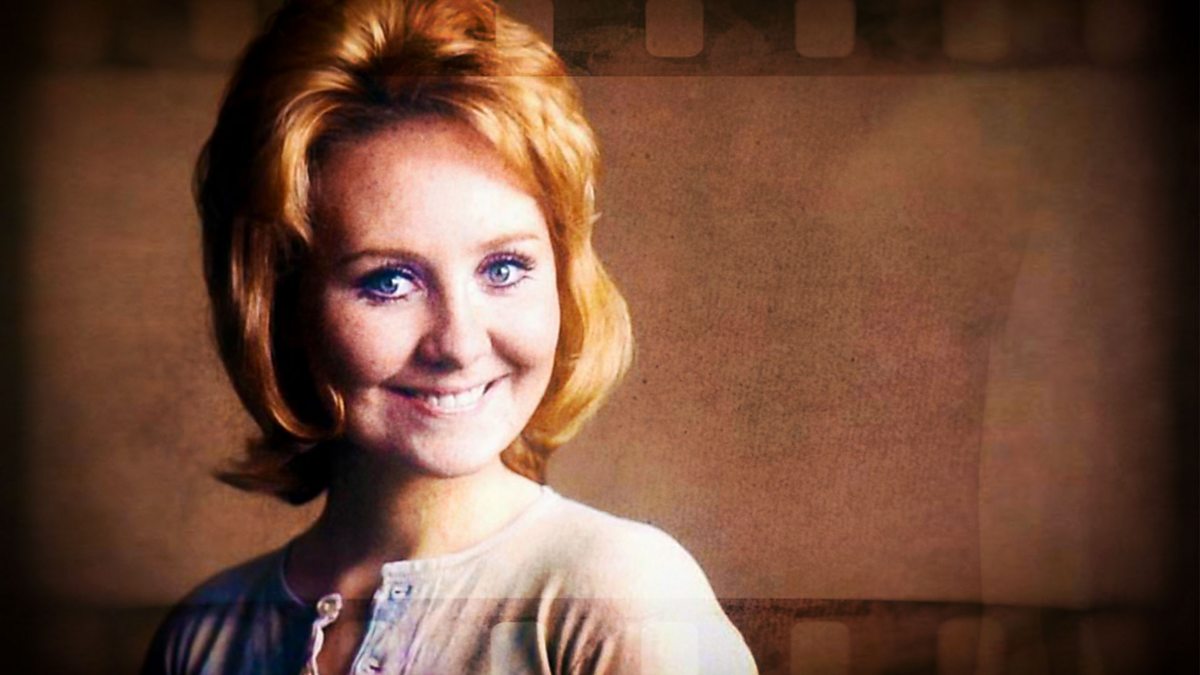 BBC Four - ... Sings Bond