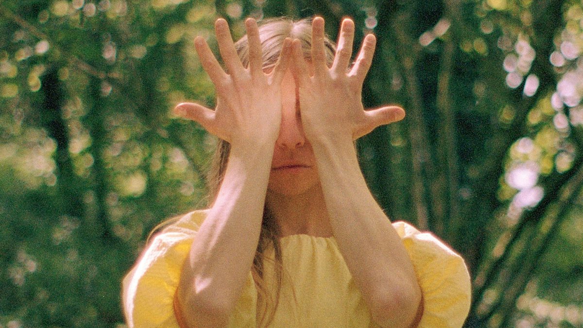 BBC Radio 4 - Loose Ends, John Kearns, Leila Farzad, Jamie Demetriou ...