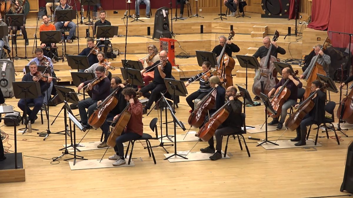 BBC - BBC National Orchestra and Chorus of Wales, BBC NOW perform Schwertsik's Epilog zu Rosamunde