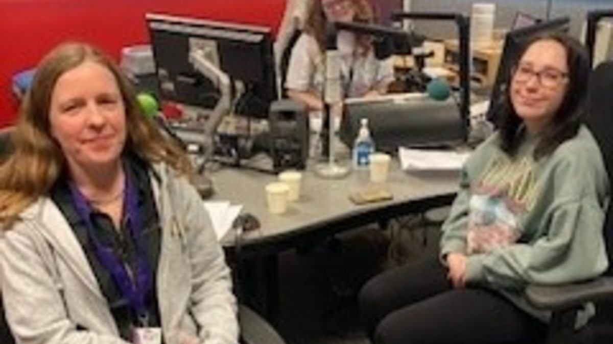 BBC Radio Gloucestershire - Anna King, Maddie Simpson sits in (15/03 ...
