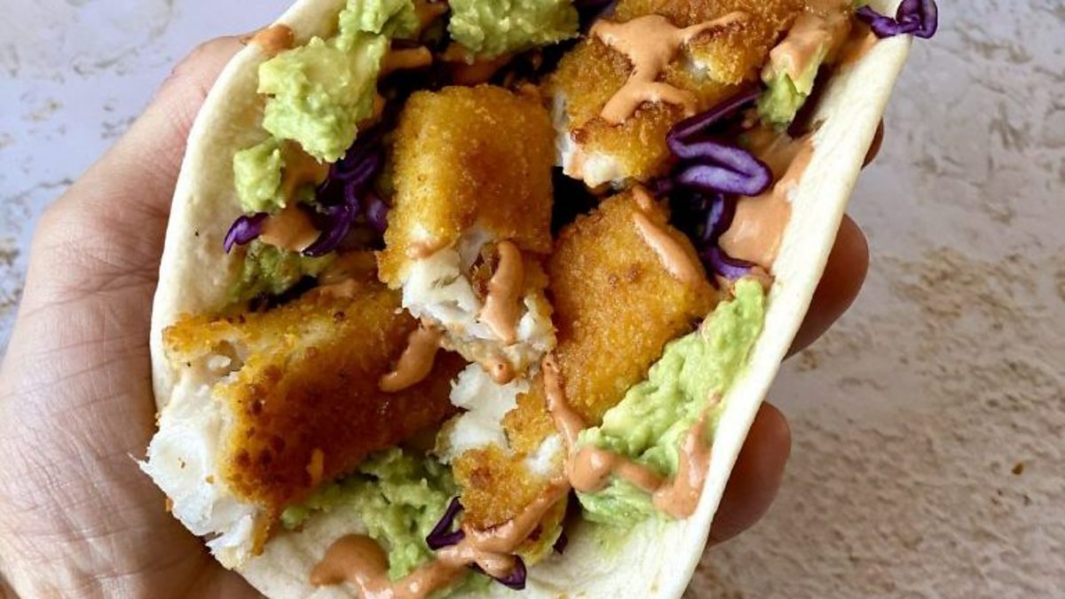 BBC One - Morning Live - John's Fish Finger Tacos