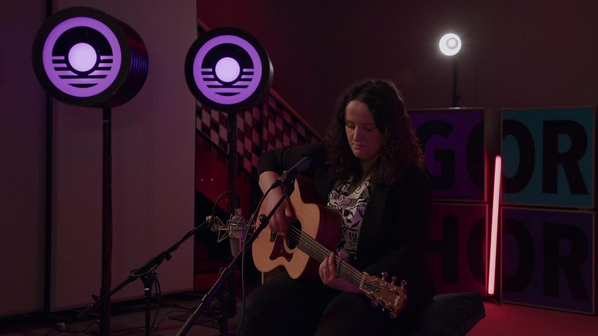 BBC Wales - Horizons, Melda Lois - Siarad yn fy Nghwsg