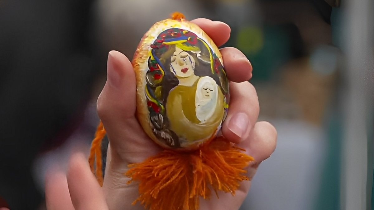 BBC Radio Cornwall - James Churchfield, 06/04/2023, How Ukrainian refugees are celebrating ...