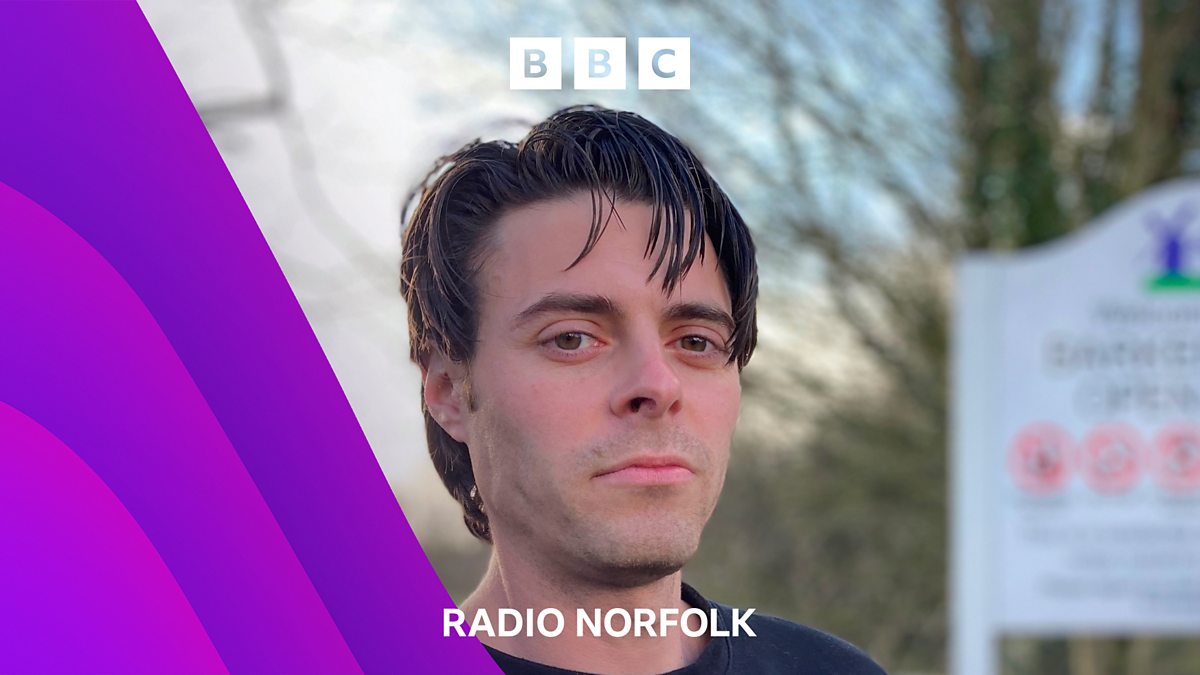 BBC Radio Norfolk - Chris Goreham, The man who cleans road signs for fun