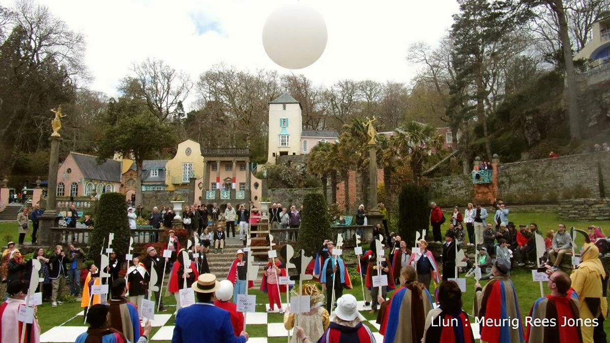 BBC Radio Cymru - Aled Hughes, Yr Urdd a TG Lurgan, Penwythnos The Prisoner
