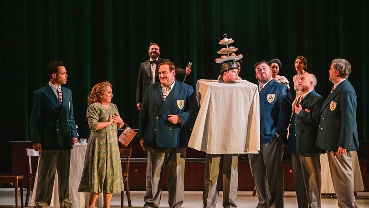 BBC Radio Bristol - Martin Evans, Martin live with Mark Llewelyn Evans