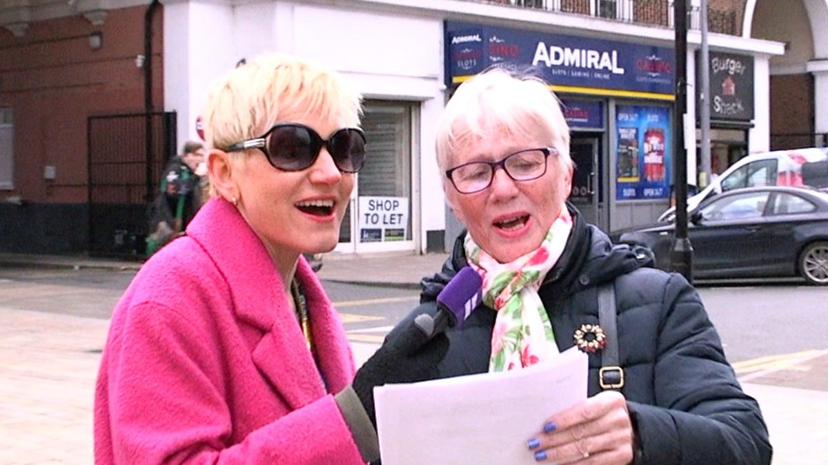 BBC Radio Humberside - Kofi Smiles, 27/04/2023, Sally Fairfax shares ...