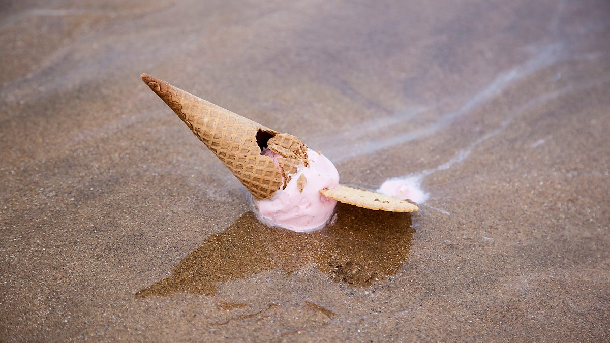 BBC Radio 4 - On Portobello Prom, Fruits and Fights