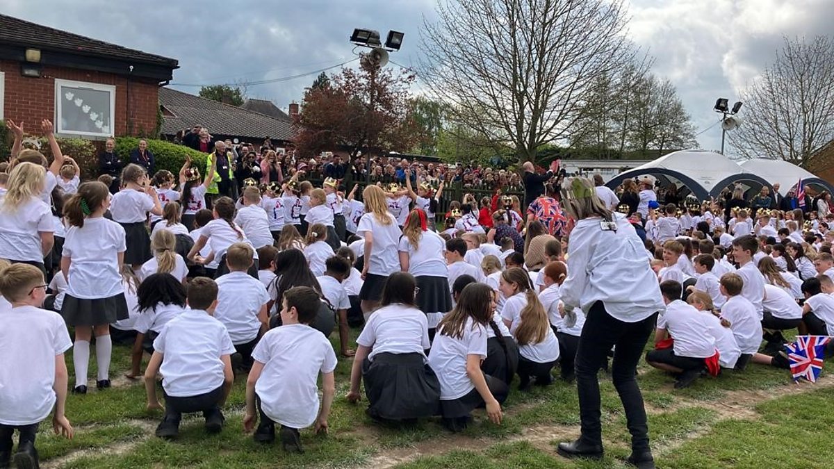 BBC CWR - Make a Difference: BBC CWR, Human bunting marks Charles ...