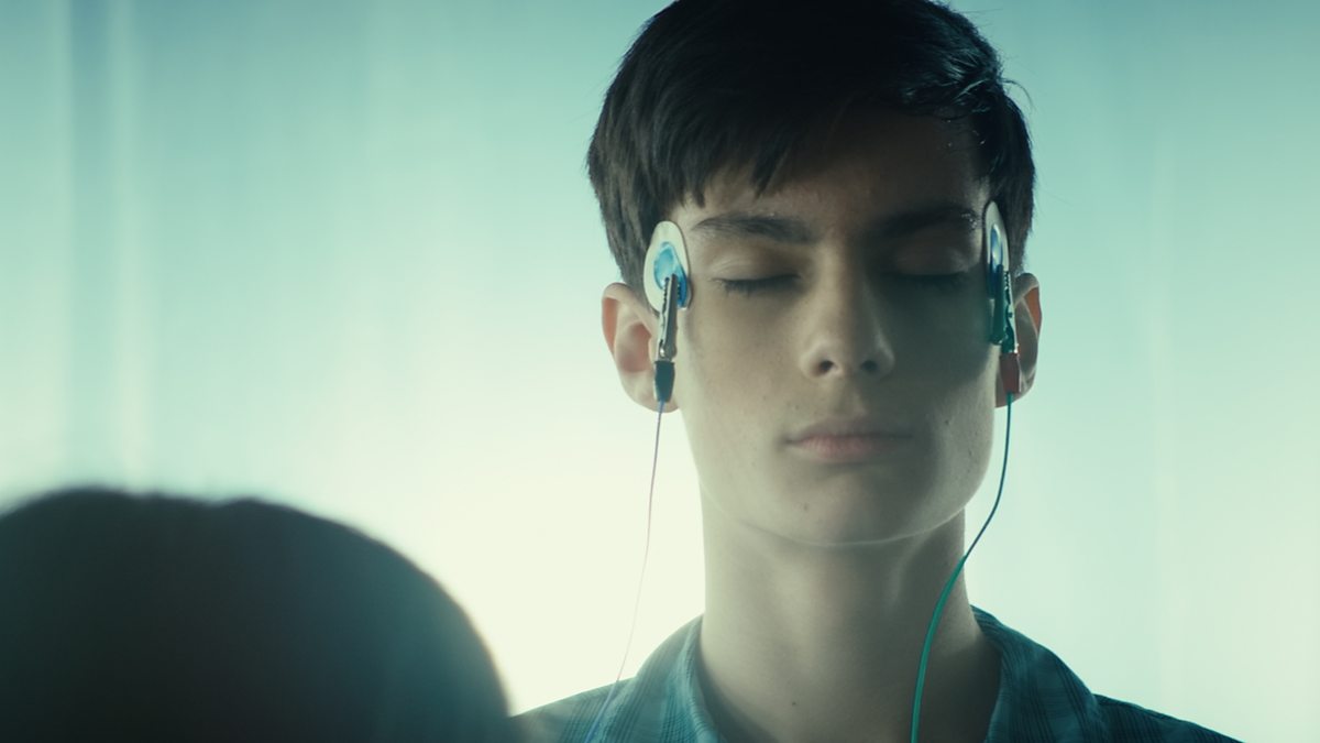 Silverpoint - Series 2: 7. Lights Out - BBC iPlayer