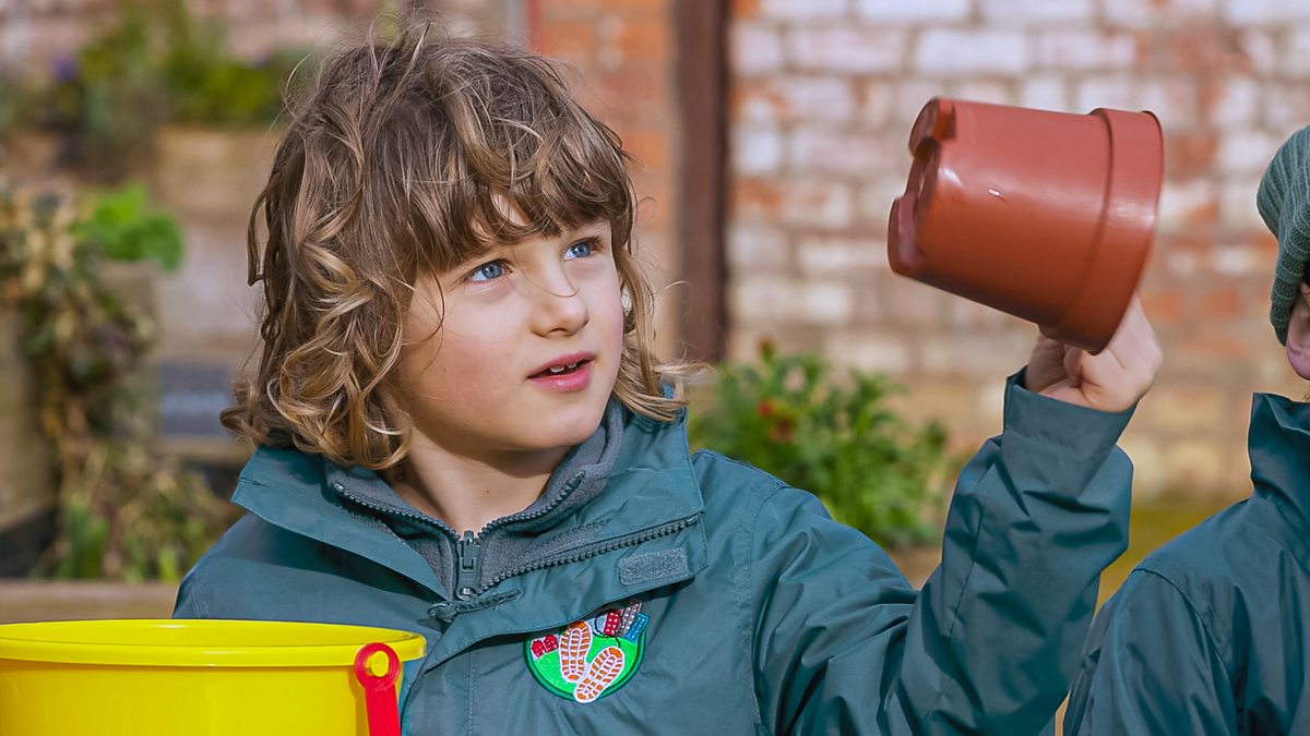 Ranger Hamzas Eco Quest - Minis: 1. Water Butts - BBC iPlayer