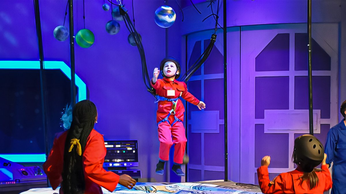 CBeebies - Get Set Galactic, Series 1, Ayo's Weather Report