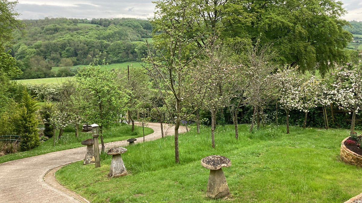 BBC Radio Gloucestershire - Kate Clark, Jo Durrant sits in (21/05/2023 ...