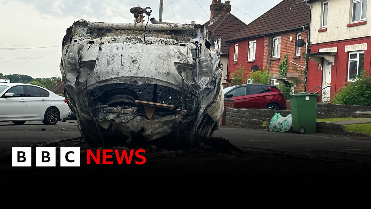 BBC News - Police hold press conference