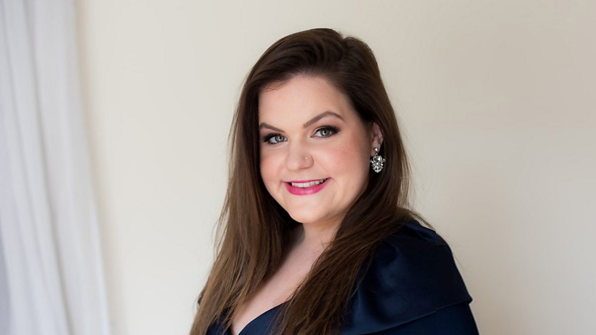 BBC Radio Cymru - Swyn y Sul, Jessica Robinson