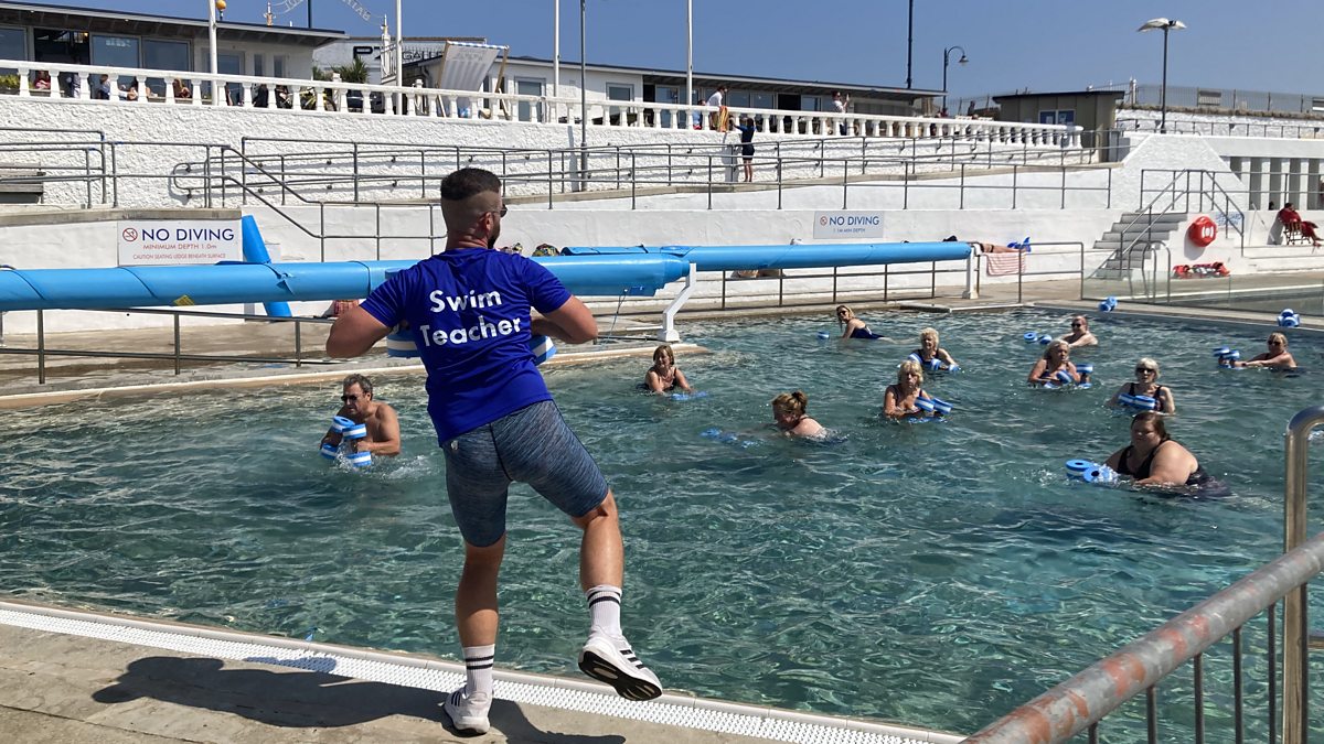 BBC Radio Cornwall - James Churchfield, 02/06/2023, Splashing in the ...