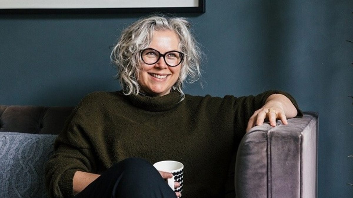 BBC Radio London - Jo Good, Easy ways to make a small room look bigger