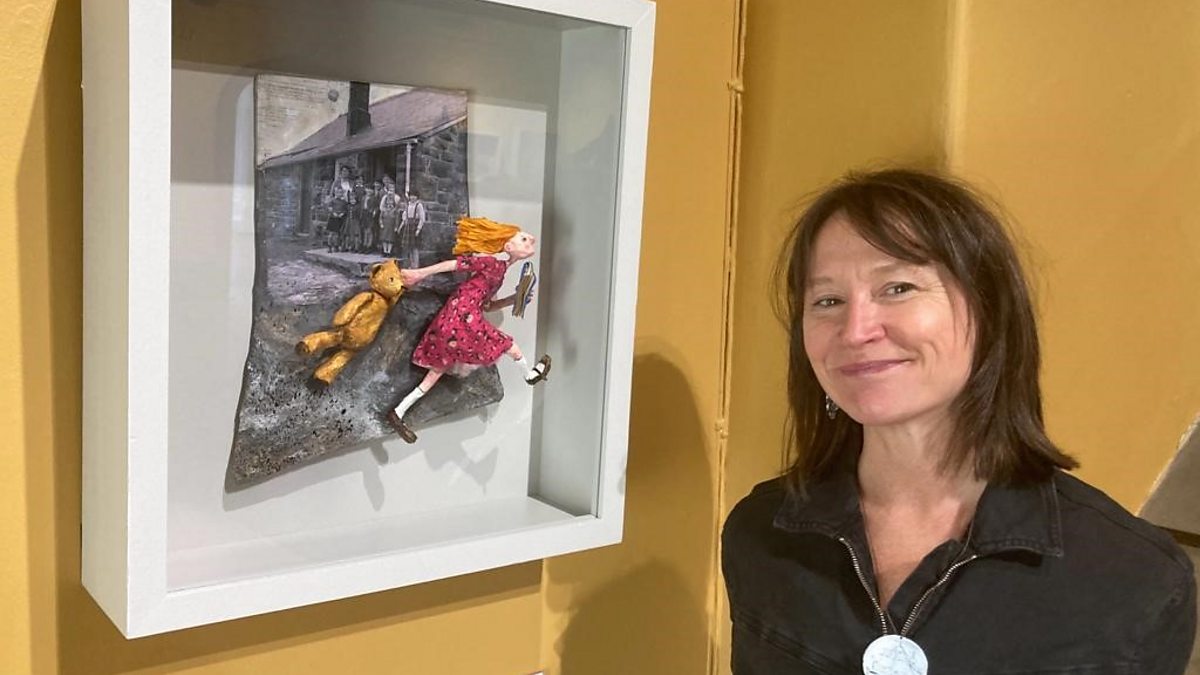 BBC Radio Cymru - Ffion Dafis, Luned Rhys Parri a'i harddangosfa ...