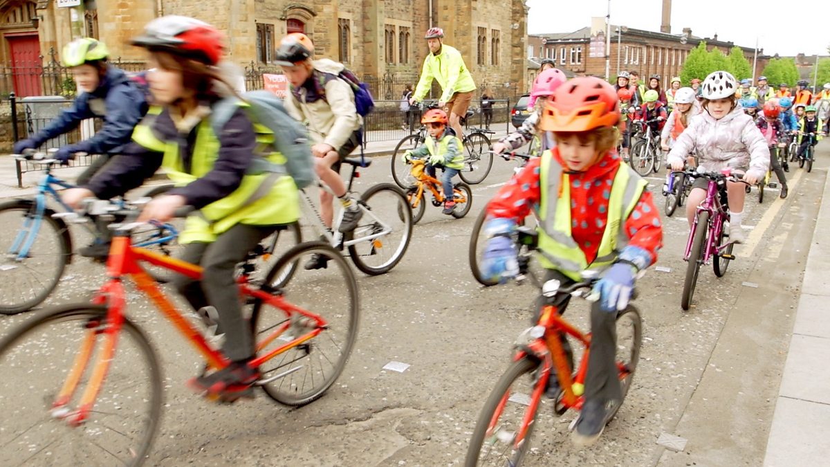 BBC World Service - People Fixing The World, Catching the 'bike bus' to school